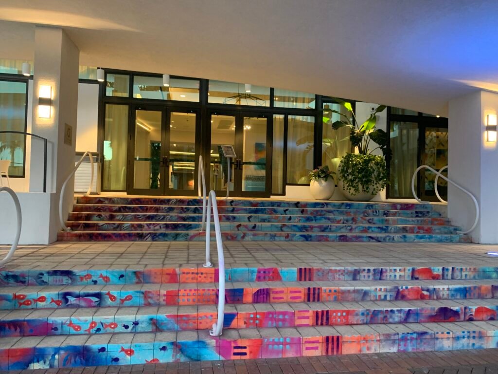 Art Ovation Hotel: 5-Star Luxury & Sarasota's Vibrant Art