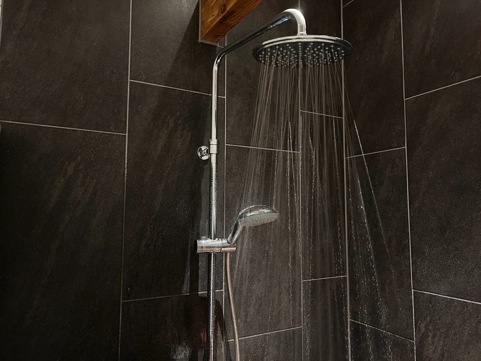 3 Common Ways You're Wasting Water (And How To Stop!)