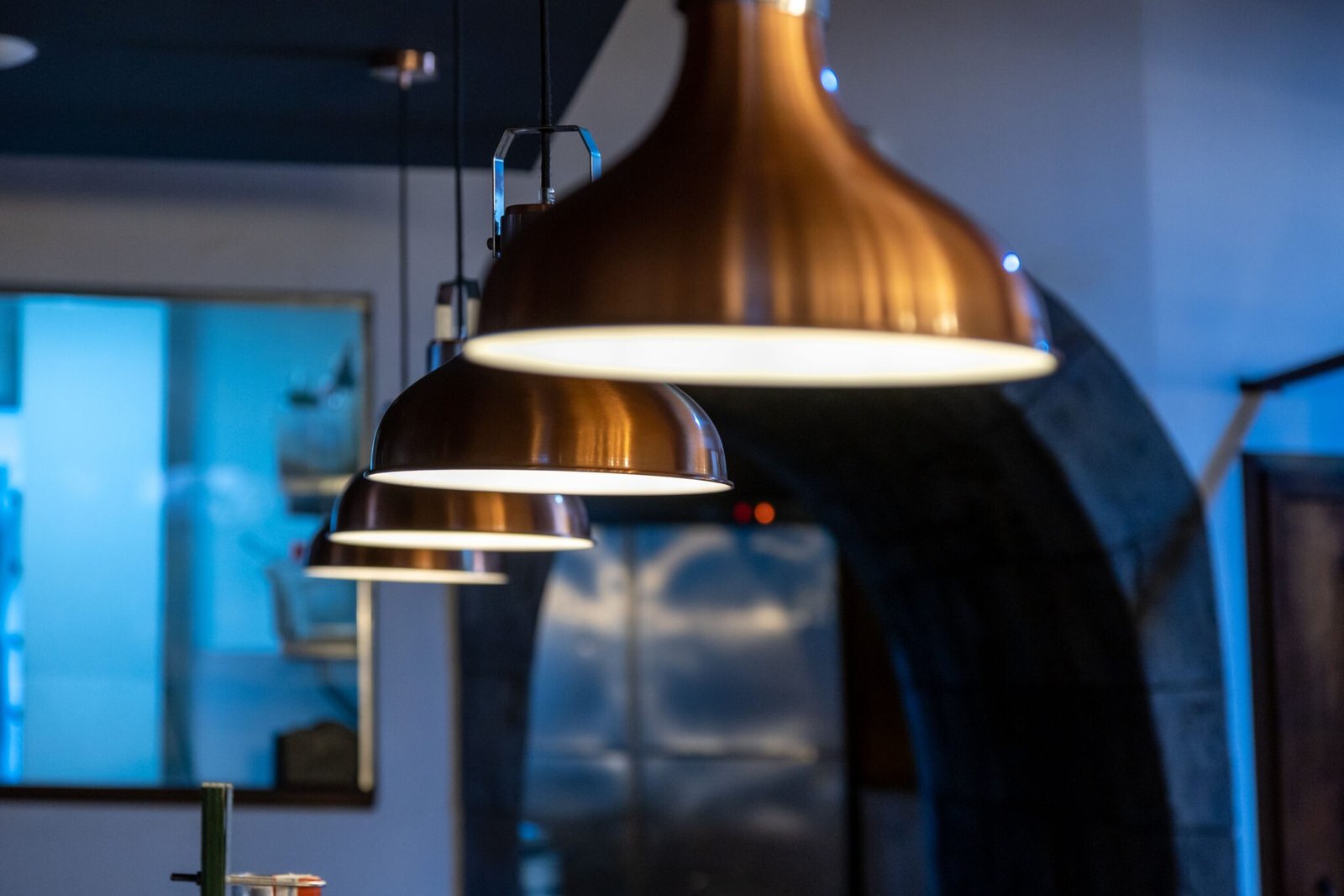 How Layered Lighting Can Completely Reimagine Your Home's Atmosphere